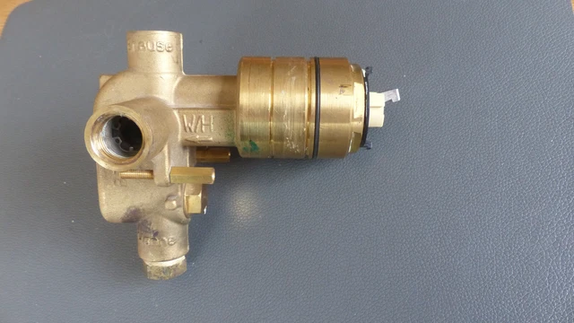 HANSA UNTERPUTZ GRUNDEINHEIT Brause/Wanne mit Eco-Kartusche, Art.Nr ...