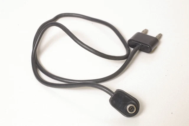 F92081~ LEITZ LEICA PC Male to Bi-Post Plug Synch Cord – 20 Inch ...