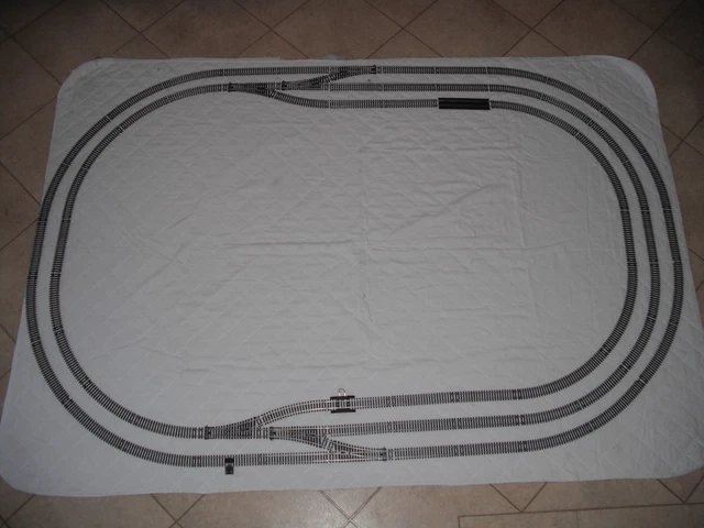 HORNBY OO GAUGE Nickel Silver Model Railway 3 Loop Track Layout With 6 ...