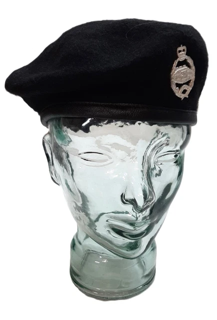 RTR ARMY BERET British With Royal Tank Regiment Insignia Present Size ...