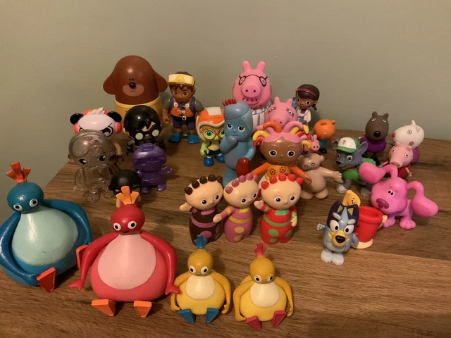 CBEEBIES FIGURES BUNDLE Hey Duggee, Bluey, Peppa Pig, Twirlywoos. £10. ...