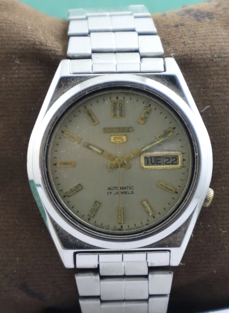 VINTAGE SEIKO 5 Automatic 7009 Day/Date 17J Men Wrist Watch Japan Made Working £26.43 - PicClick UK