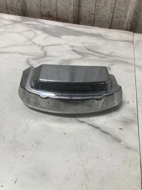 09 SUZUKI VZ 1500 M90 Intruder Boulevard front left engine head trim ...