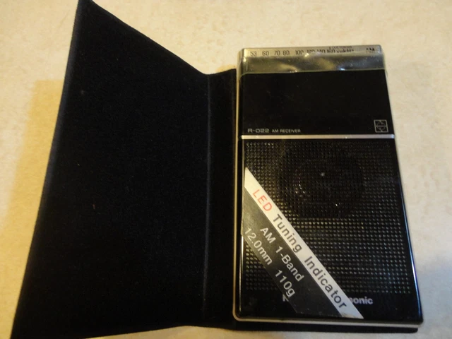 VINTAGE NATIONAL PANASONIC R-022 Receiver Slim Line AM Radio RARE! $46. ...