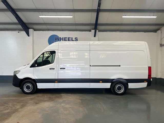 2023 MERCEDES-BENZ SPRINTER 2.0 315 CDI Progressive RWD L3 H2 Euro 6 (s ...