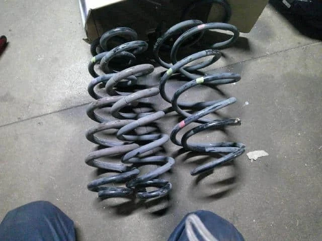 TOYOTA CROWN 2023 5AA-TZSH35 Coil Spring Set 4813130G00 [Used ...