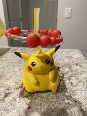 POKEMON CELEBRATIONS-DE PIKACHU VMAX Box-Statue Figure seulement ...