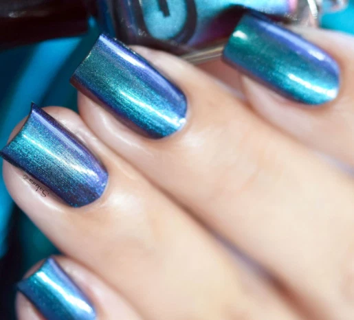 GLITTER GAL BEETLE Wings indie nail polish multichrome green/blue ...