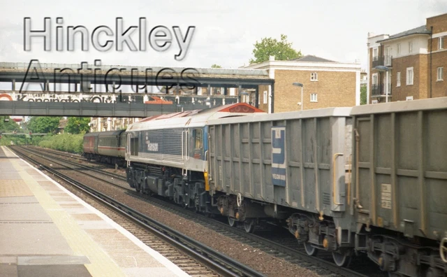 35MM NEGATIVE BRITISH Railway Diesel Loco Class 59 59101 at Kensington ...