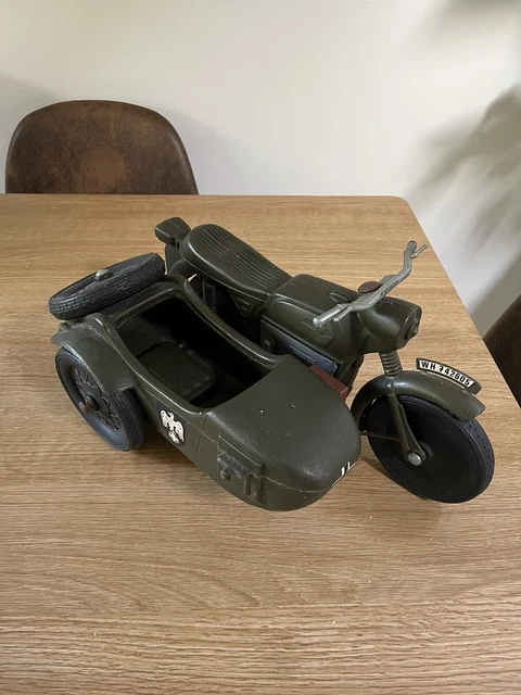 VINTAGE ACTION MAN Cherilea German MILITARY MOTORBIKE & SIDECAR £20.00 ...