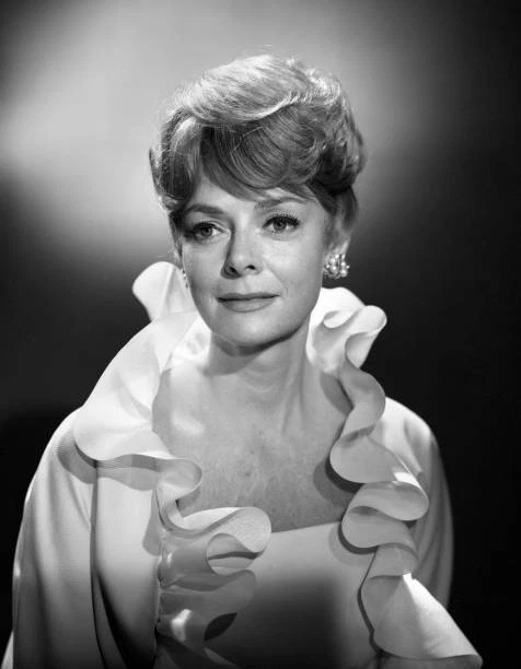 LOST IN SPACE JUNE Lockhart 1965 TV OLD PHOTO 6 £5.59 - PicClick UK