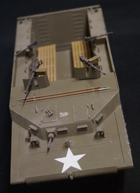 AMPHIBIEN-PANZER LVT-4 Buffalo der US-Navy von Tamiya -gebaut & bemalt ...