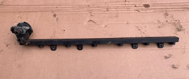 GENUINE BMW E30 320i/325i M20B20/M20B25 Injector Rail And Pressure ...