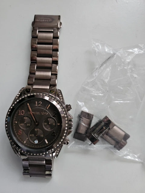 MICHAEL KORS MK5493 Chronograph Wrist Watch , Unisex. New. Read ...