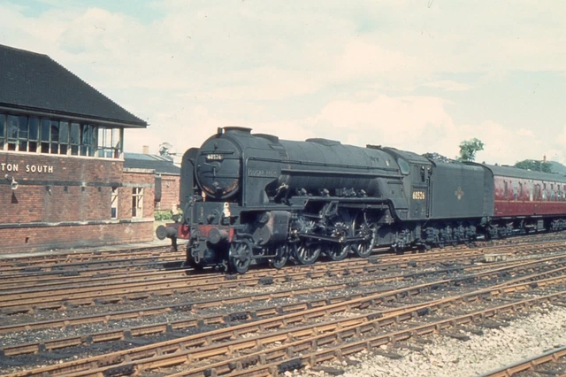 35MM RAILWAY SLIDE: COLOUR-RAIL: BRE 815: CLASS A2: 60526 SUGAR PALM ...