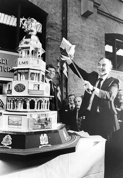 CHAIRMAN OF BRITISH Rail Sir Peter Parker 1979 OLD PHOTO $8.50 ...