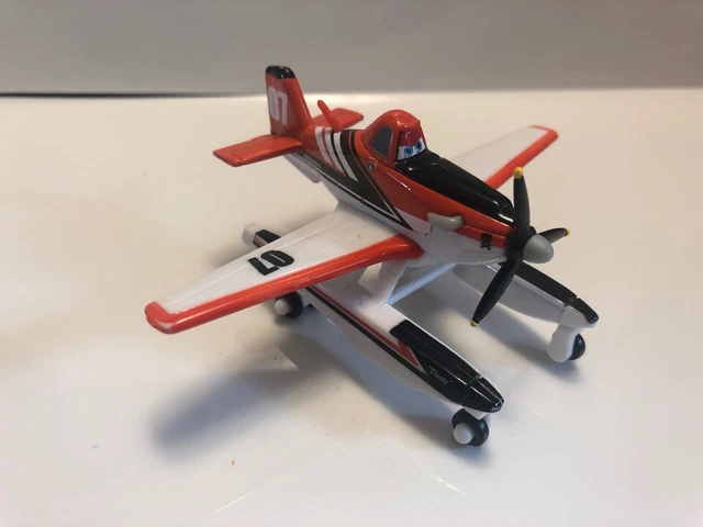 DISNEY PIXAR PLANES Cars FIFEFIGHTER DUSTY #7 MATTEL 1:55 DIECAST TOKYO ...