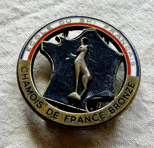 INSIGNE ESF CHAMOIS de Bronze modèle DECAT 1983 SKI EUR 9,00 - PicClick IT