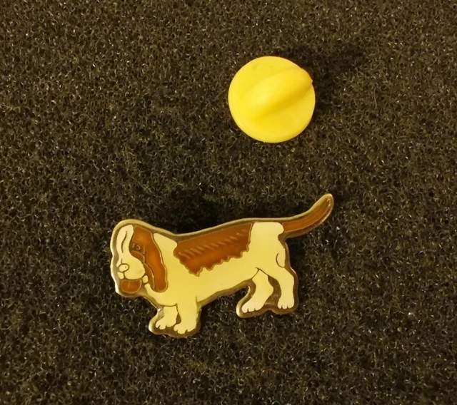 PIN'S CHIEN Chasse Animaux Dog - Badge Pin Pins Epinglette L19 EUR 1,50 ...