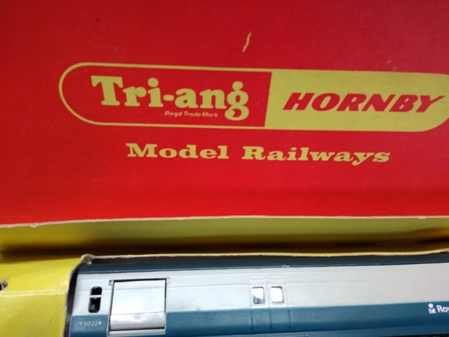 TRIANG HORNBY R402M Operating Royal Mail Coach Set - working £19.99 ...