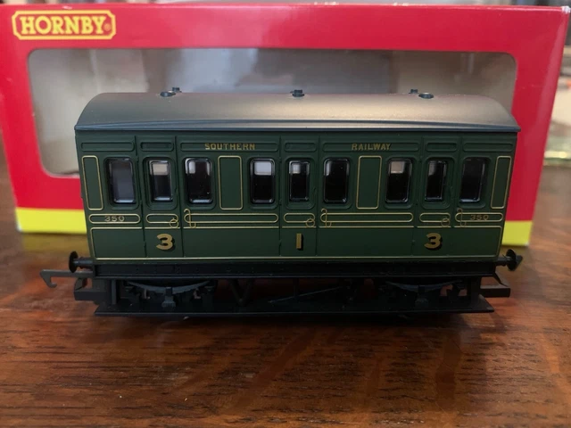 HORNBY SOUTHERN RAILWAY 4-Wheel Coach – 1st / 3rd Class – Green – OO ...