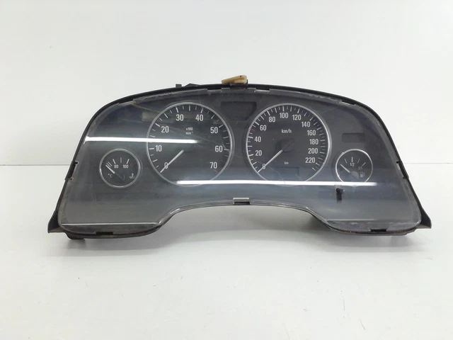 TABLEAU DE BORD OPEL Zafira A 24461769JW (9905) 1464828 EUR 185,00 ...