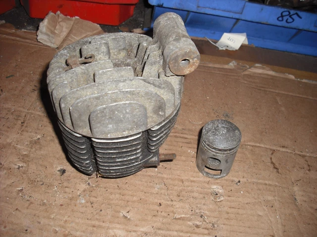 MOTOBECANE MOBYLETTE VINTAGE moped barrel piston cylinder head AV88 £34 ...
