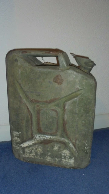 BRITISH ARMY 20 litre steel jerry can 1975 fuel can. £18.50 - PicClick UK