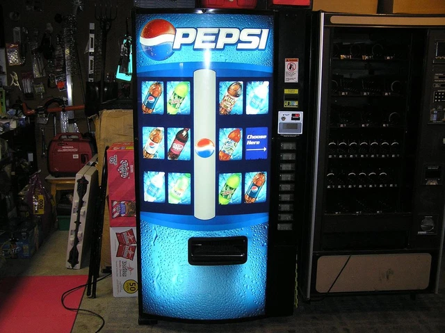 DIXIE NARCO 501E HVV SODA VENDING MACHINE "GATORADE FIERCE GRAPE"20oz ...