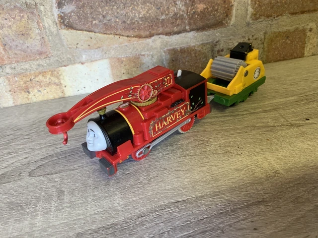 TRACKMASTER REVOLUTION THOMAS The Tank Engine Battery Train Harvey & 1 ...