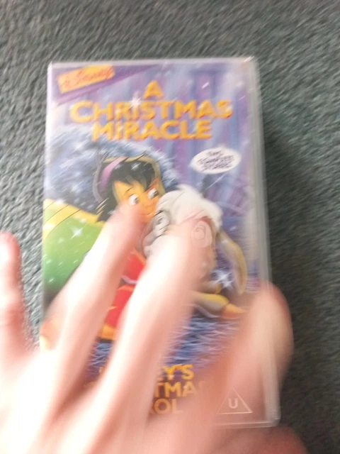CHRISTMAS MIRACLE, A / Mickey's Christmas Carol (VHS/SH, 1997) £12.50 ...