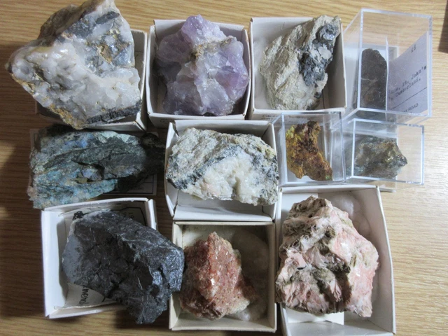 GROUP OF 11 UK mineral specimens. £37.10 - PicClick UK
