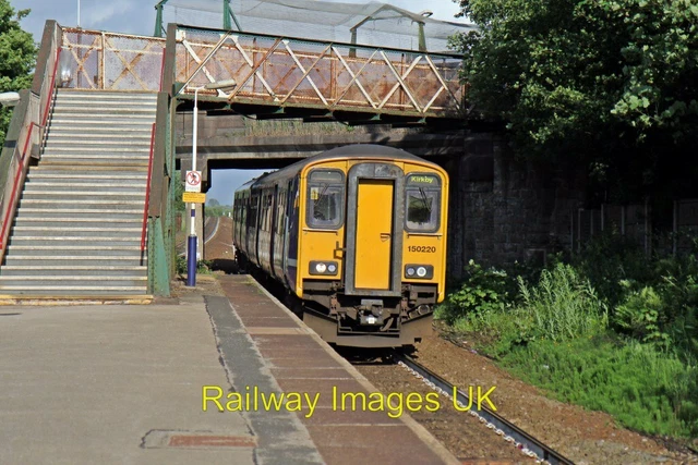 RAILWAY PHOTO CLASS 150 DMU Northern Rail Class 150 150220 Ince railway ...