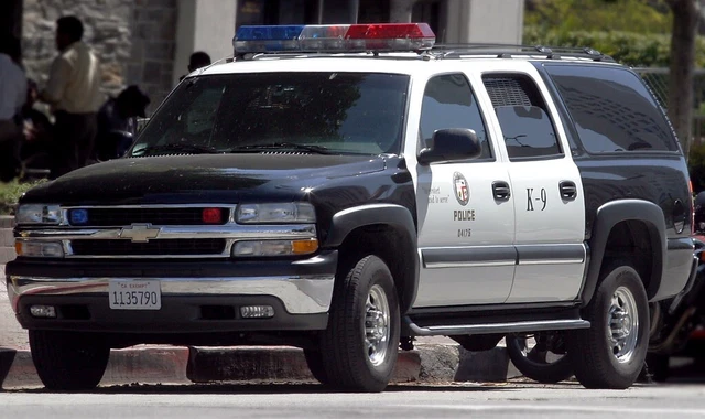 1:18 CHEVROLET SUBURBAN LAPD Los Angeles Police Department K9 Custom ...