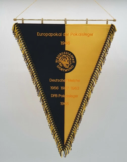 BORUSSIA DORTMUND DEUTSCHER Meister gestickter Wimpel Pennant Pennant Fanion EUR 52,49 - PicClick IT