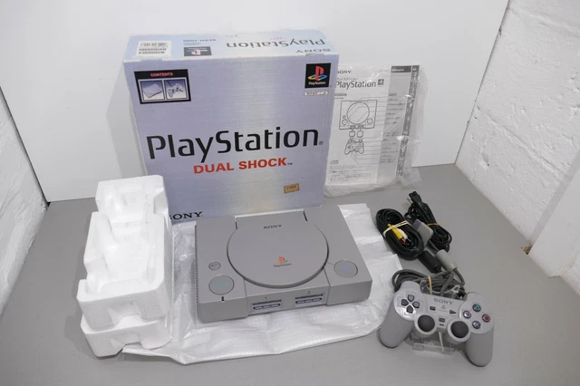 JAPANESE PS1 CONSOLE SCPH-7000 in Dualshock Box - Boxed Sony ...