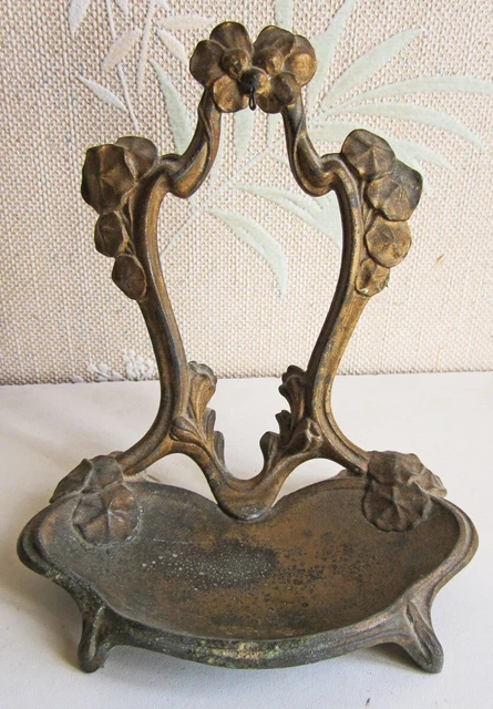PORTE MONTRE EN régule style Art Nouveau, ancien. EUR 14,99 - PicClick FR
