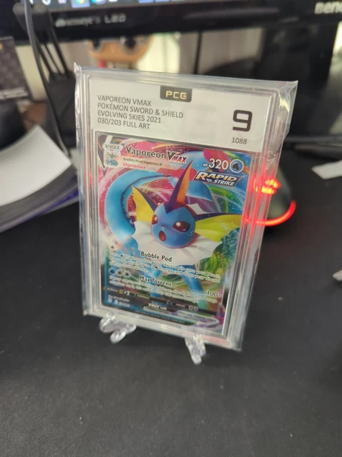POKÉMON TCG VAPOREON VMAX Evolving Skies 030/203 Holo Ultra Rare PCG 9 ...