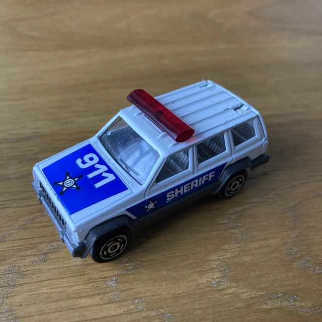 MAJORETTE JEEP CHEROKEE 4x4 Sheriff 911 n 224 EUR 1,97 - PicClick FR