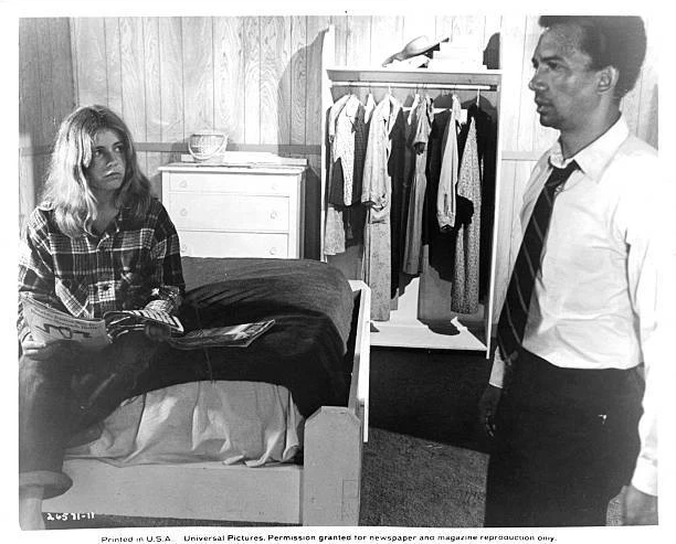 MOVIE OLD PHOTO 1970s Actress Patty Duke And Actor Al Freeman Jr On The ...