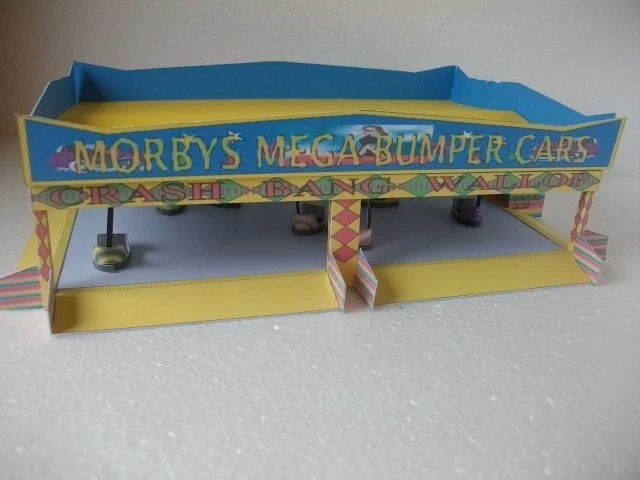 FUN FAIR CARD Model 00 Scale Dodgems Fairground Card Kit Model Railway ...