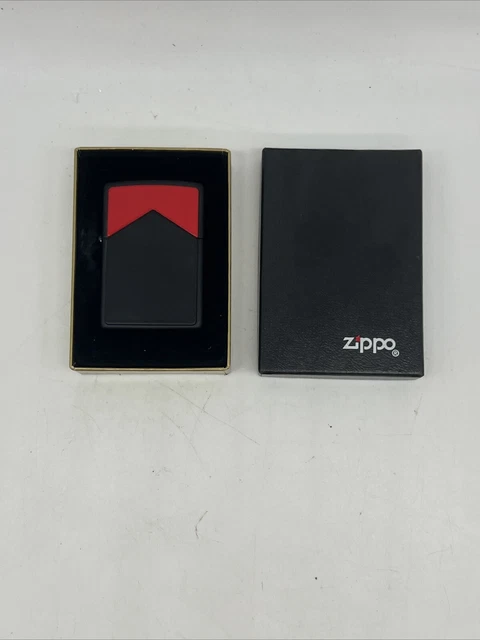 VINTAGE 1990S MARLBORO Red Roof Black Matte Zippo Lighter + Box ...