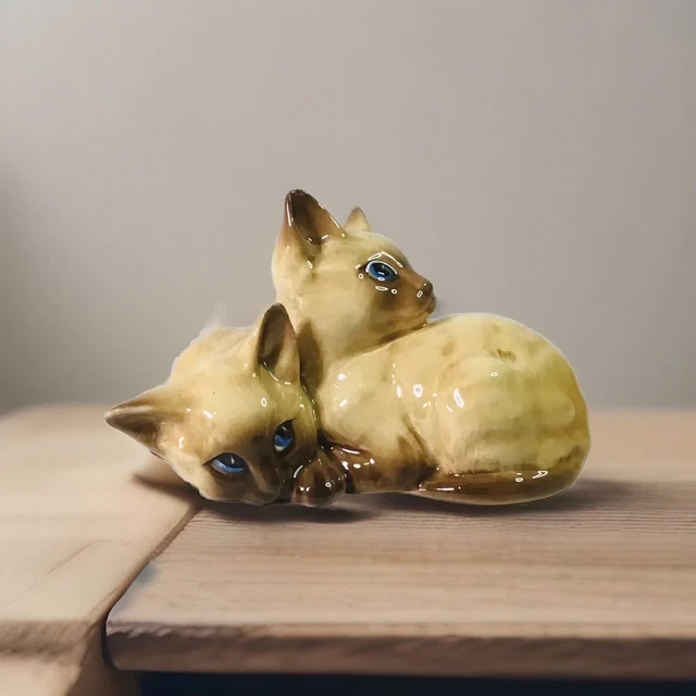 VINTAGE MID CENTURY Porcelain Beswick Siamese Cat Kitten Pair Figurine ...