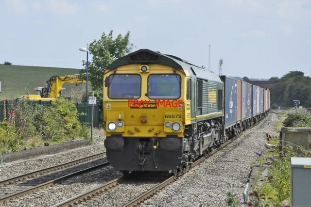 PHOTO CLASS 66 Loco No 66712 Cholsey 1St August 2011 £1.75 - PicClick UK