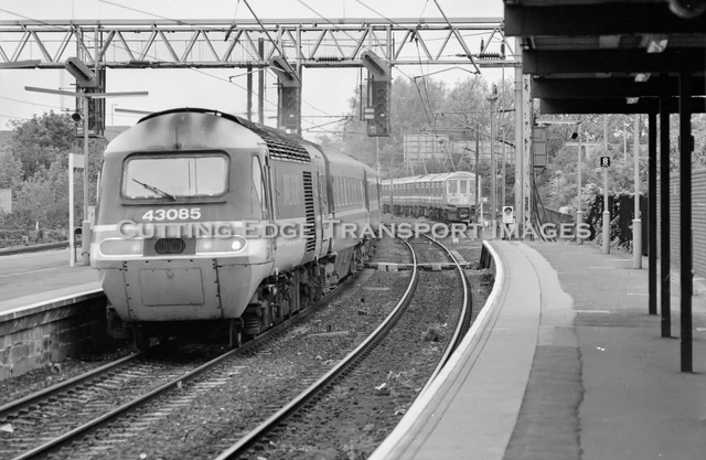 35MM RAILWAY NEGATIVE: HST 43085 at Bedford 20/05/1995 30/333a25 £2.49 ...