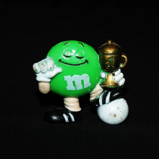 FIGURINE M&M'S VERT coupe série football 4,5 cm EUR 10,00 - PicClick FR