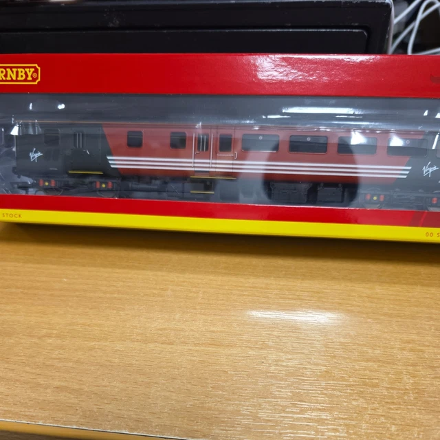 HORNBY R4945 MK2F TFO braked 2nd open coach in Virgin trains livery ...