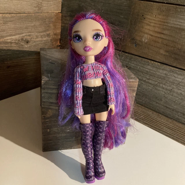 RAINBOW HIGH EMI Vanda Fashion Doll, Series 3, MGAE EUR 33,14 - PicClick DE