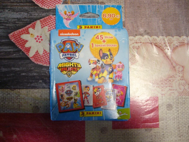 PANINI PAW PATROL Mighty Pups Box mit Sondersticker und 45 Sticker £4. ...