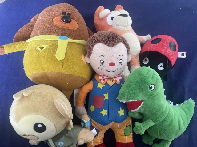 CBEEBIES PLUSH TOY Collection- Featuring Hey Duggee, Mr Tumble & Bluey ...
